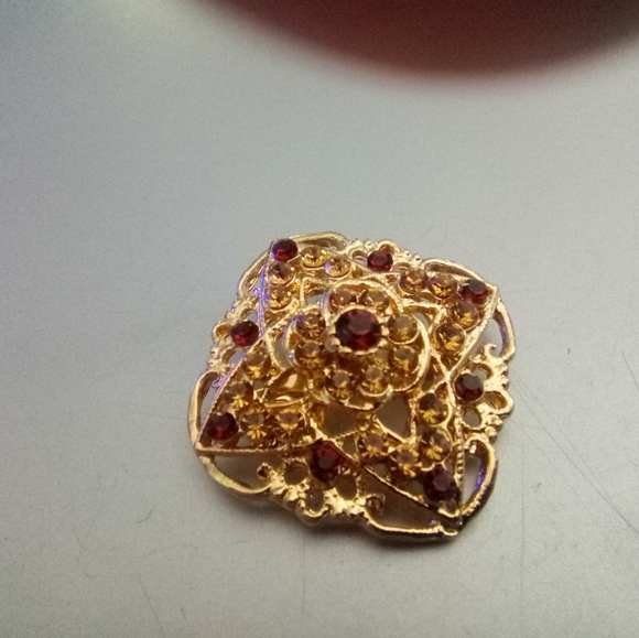 Jewelry | Gold Plated Red Rhinestone Flower Brooch Lapel Pin Sparkling ...